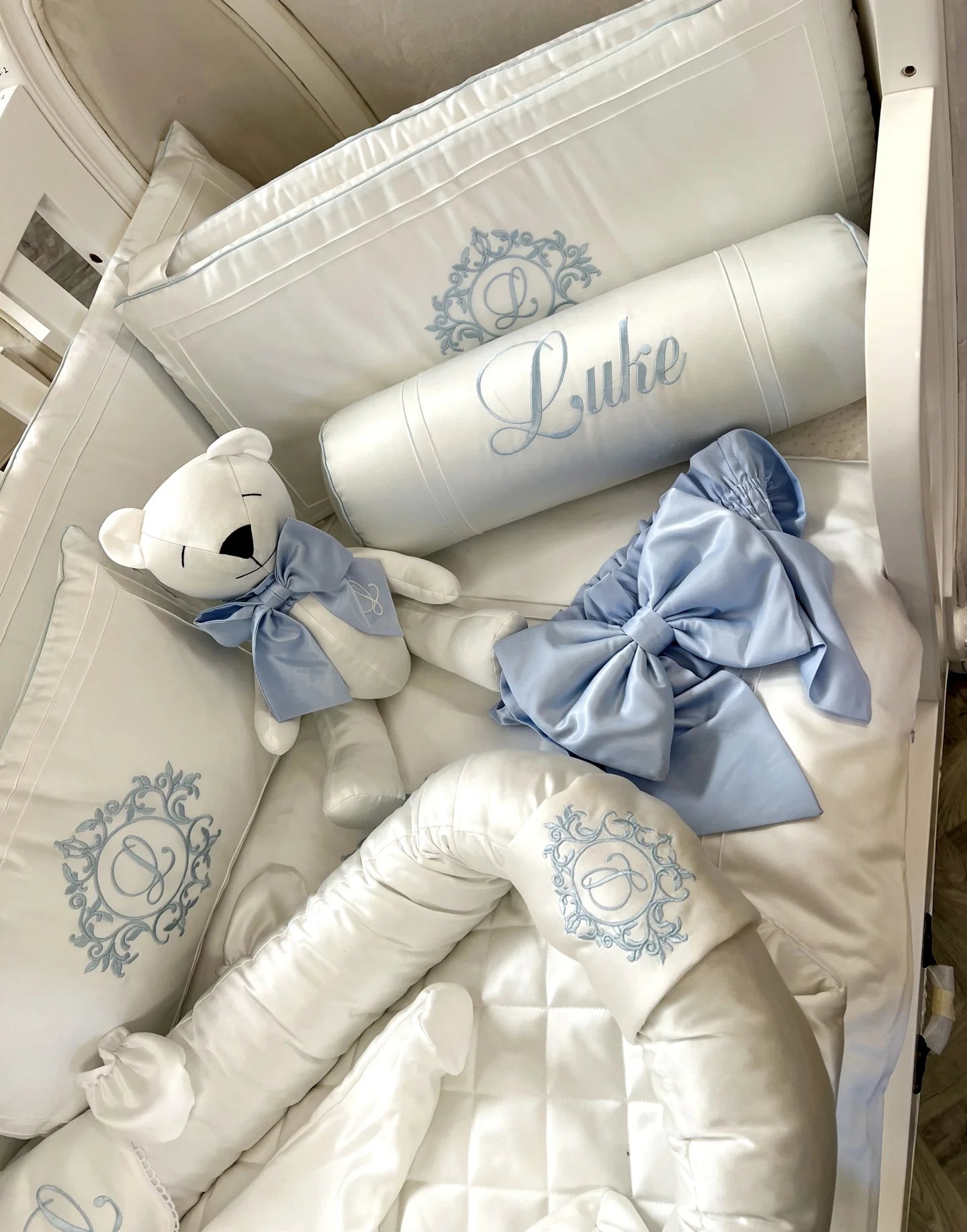 Bedding Set & Matching Items - Trailing Crest – LINGLUX BESPOKE BABY ...