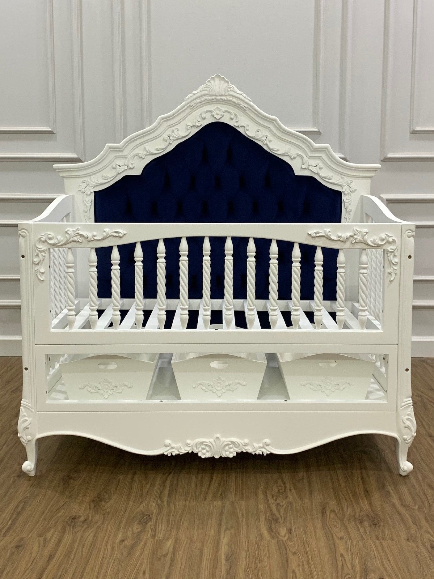 Aurora Oud Cot – LINGLUX BESPOKE BABY FURNITURE LTD